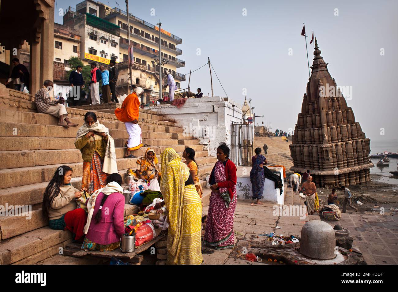 People in the ghats in Varanasi Stock Photo - Alamy