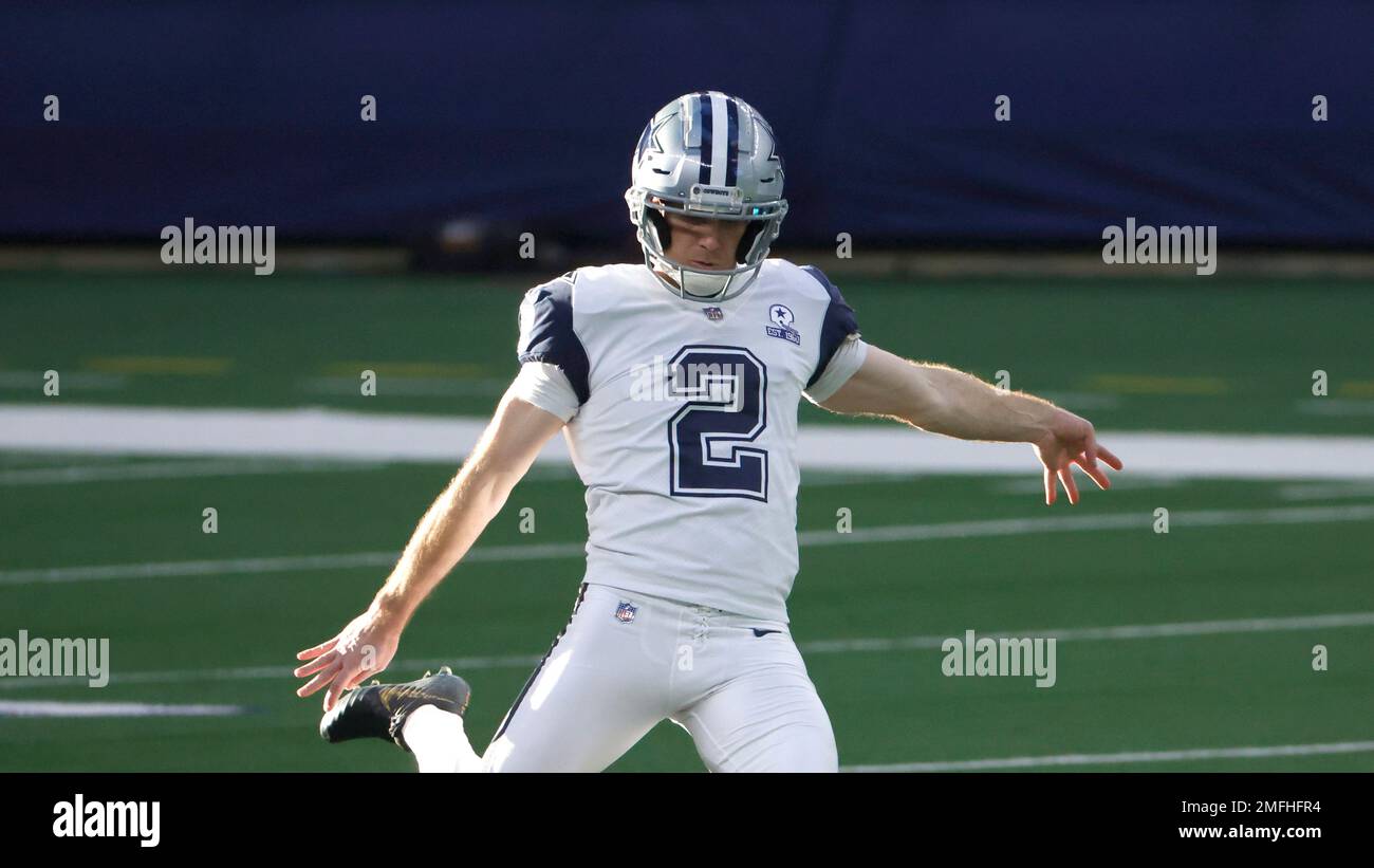 Dallas Cowboys place kicker Greg Zuerlein (2) kicks off against the ...