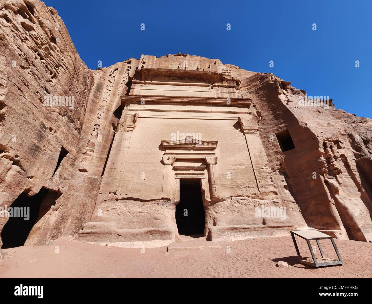 A a historic and archaeological building in city Petra Stock Photo - Alamy