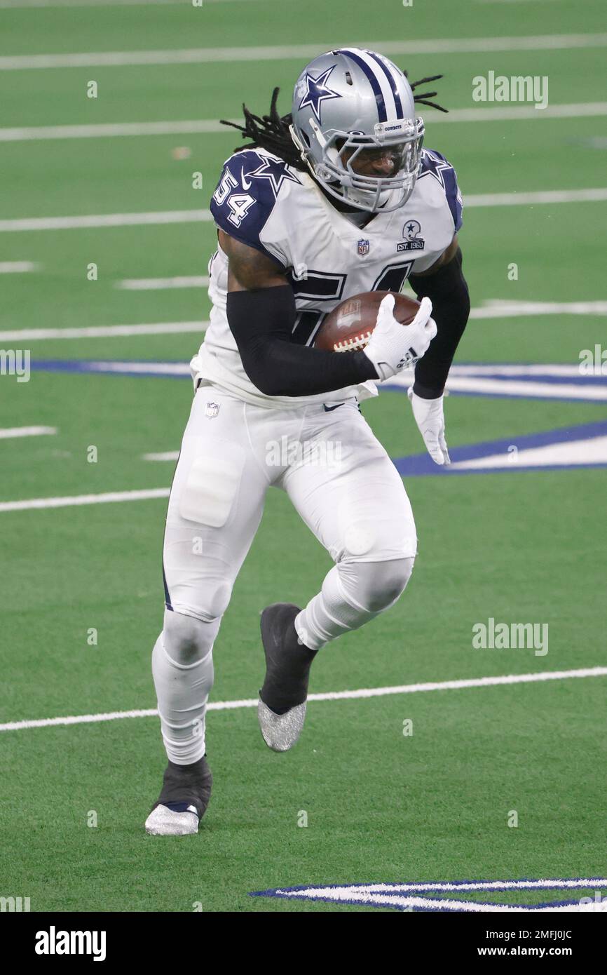 Dallas Cowboys linebacker Jaylon Smith (54) returns an interception ...