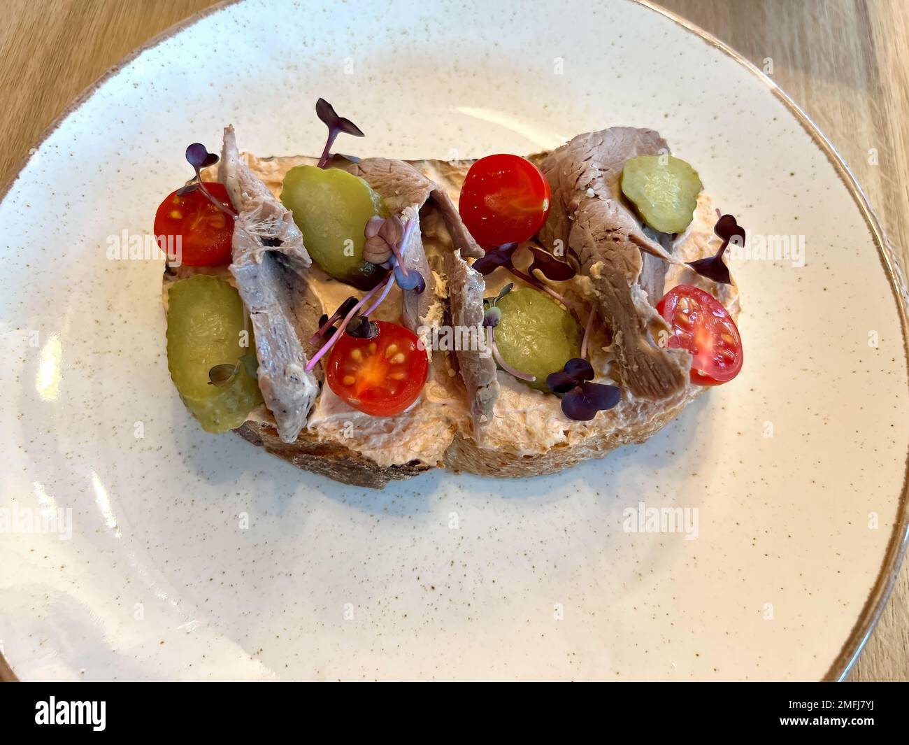 Beef bruschetta hi-res stock photography and images - Alamy