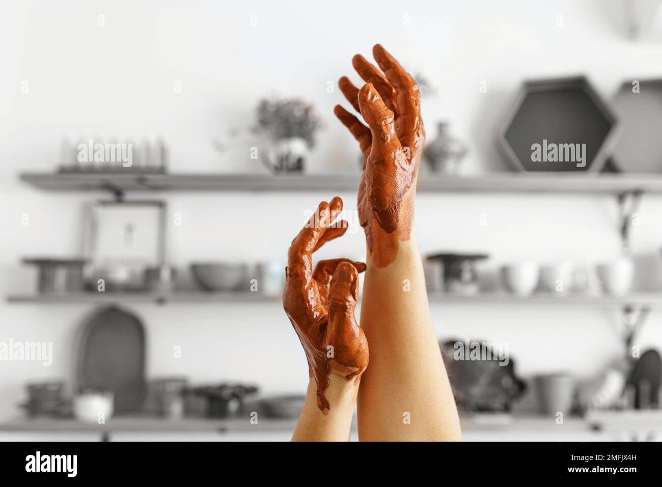 Messy laboratory hi-res stock photography and images - Alamy