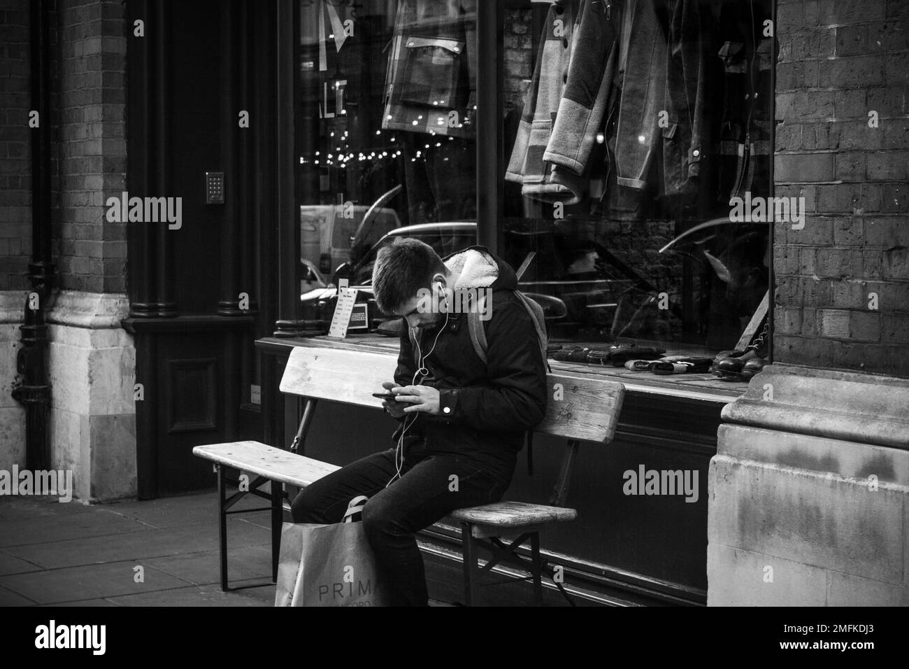 Men in city london Black and White Stock Photos & Images - Alamy