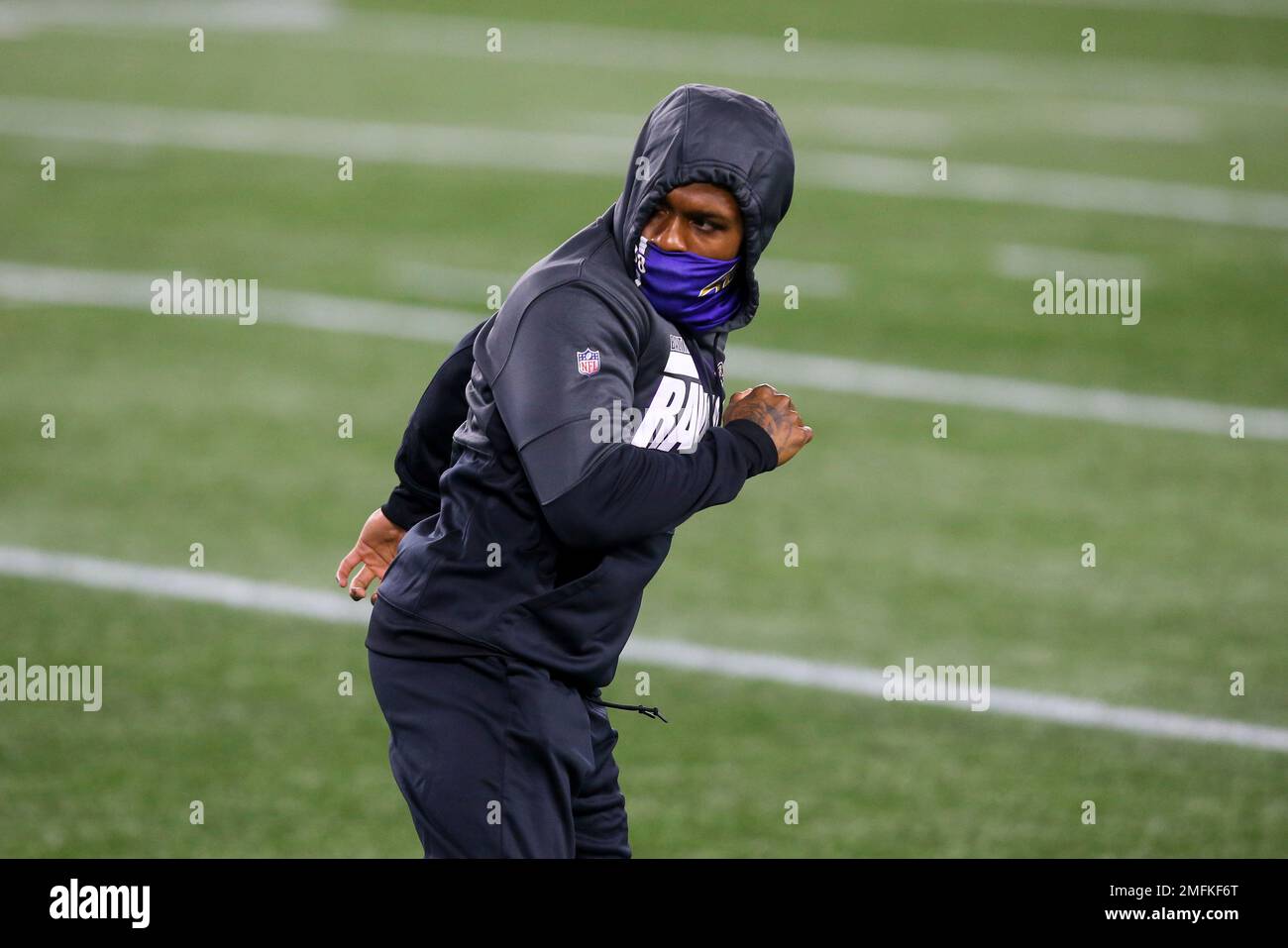 Baltimore Ravens cornerback Terrell Bonds (38) warms up prior to an NFL ...