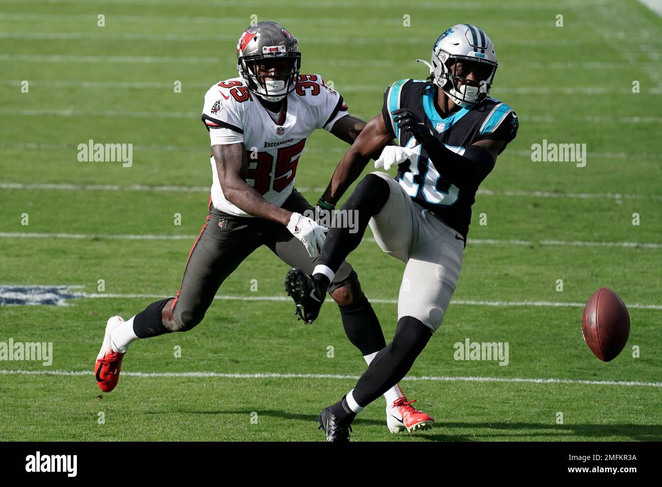 Tampa Bay Buccaneers cornerback Jamel Dean (35) breaks up a pass ...