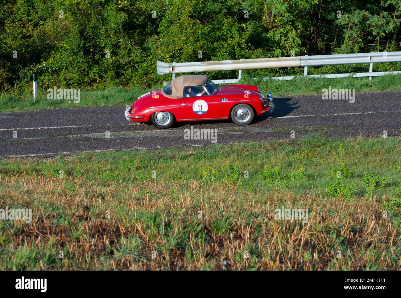 san marino , san marino - sett. 16 -2022 : PORSCHE 356 ROADSTER 1961 in ...