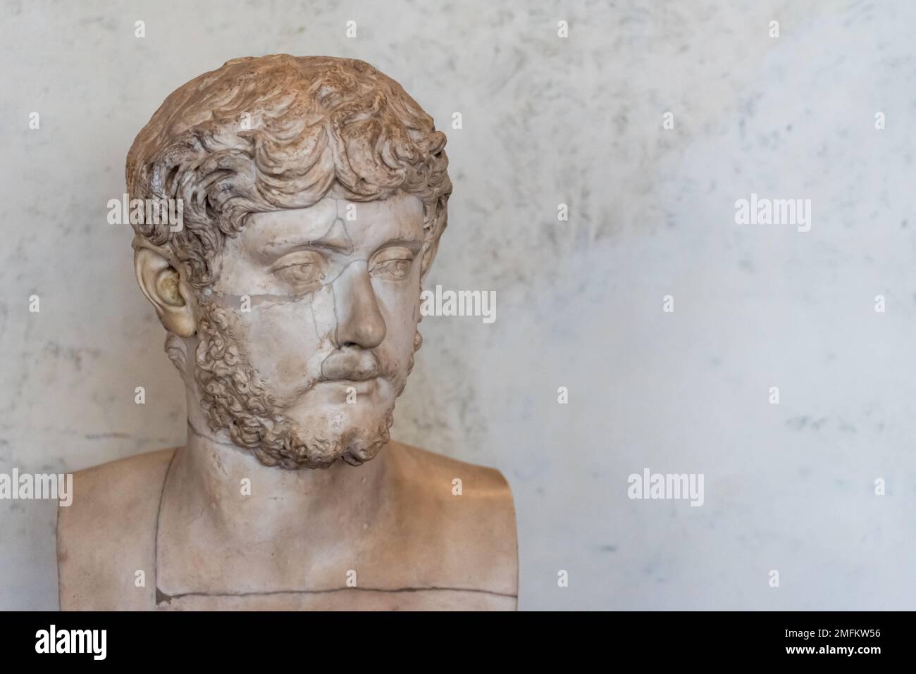 Ancient facial detail hi-res stock photography and images - Alamy