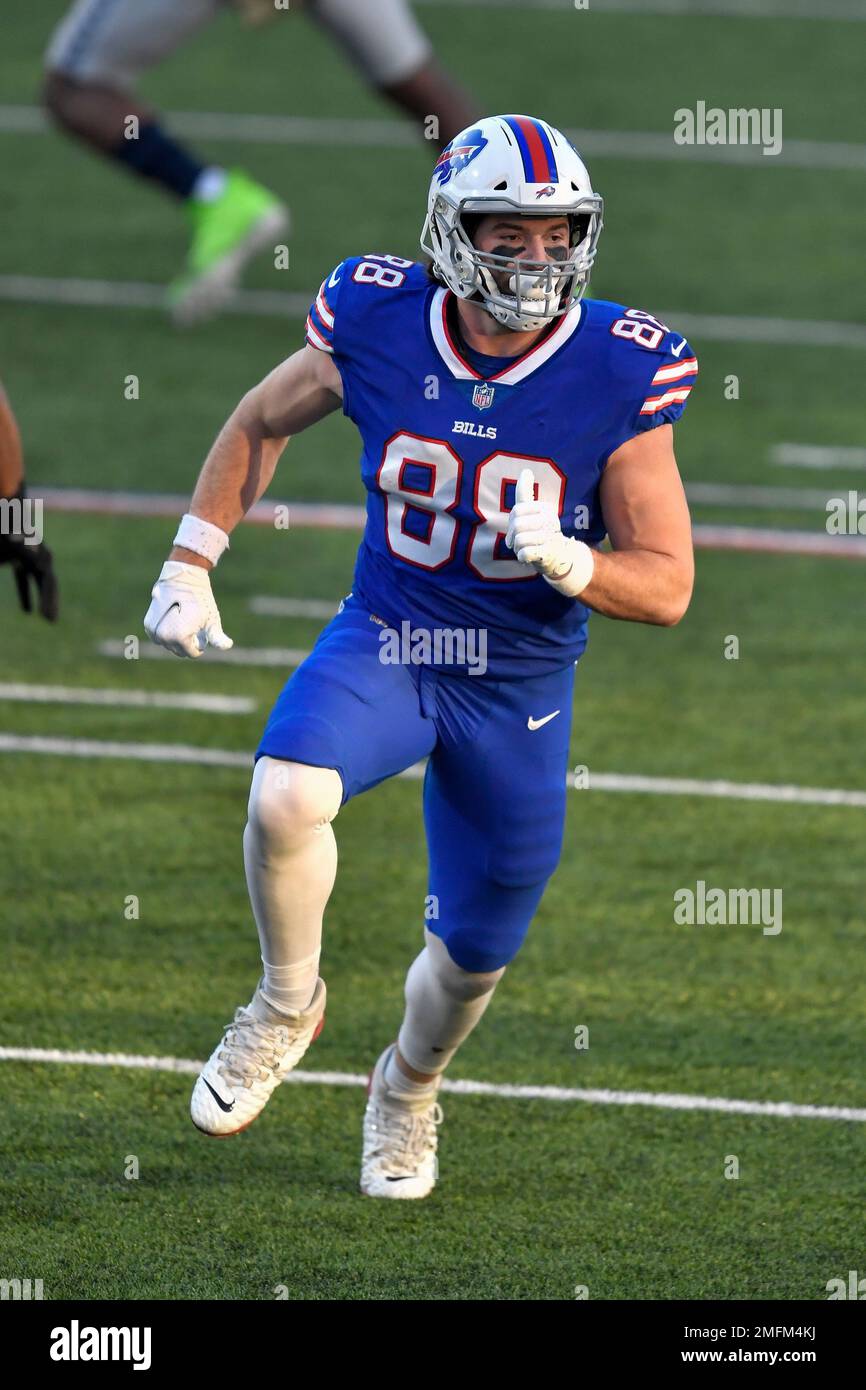Buffalo Bills tight end Dawson Knox (88) runs a route against the ...