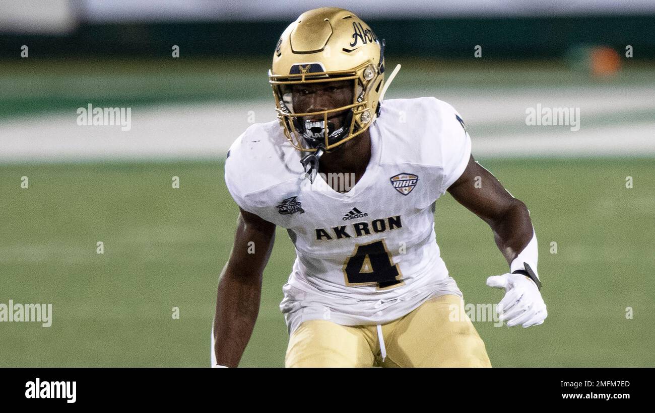 Akron Zips wide receiver George Qualls Jr. (4) during an NCAA football ...