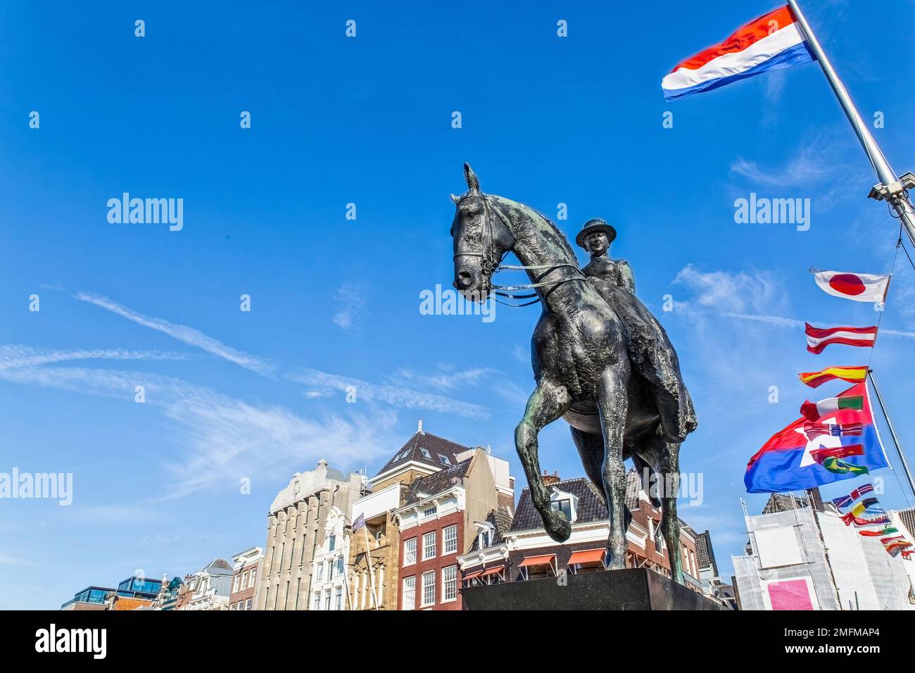 Amsterdam Statue of Wilhelmina on a horse in Rokin - Amsterdam ...