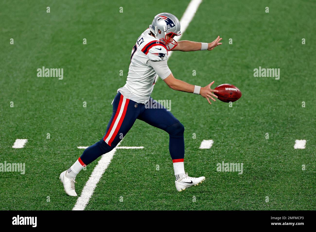 New England Patriots punter Jake Bailey (7) in action during an NFL ...
