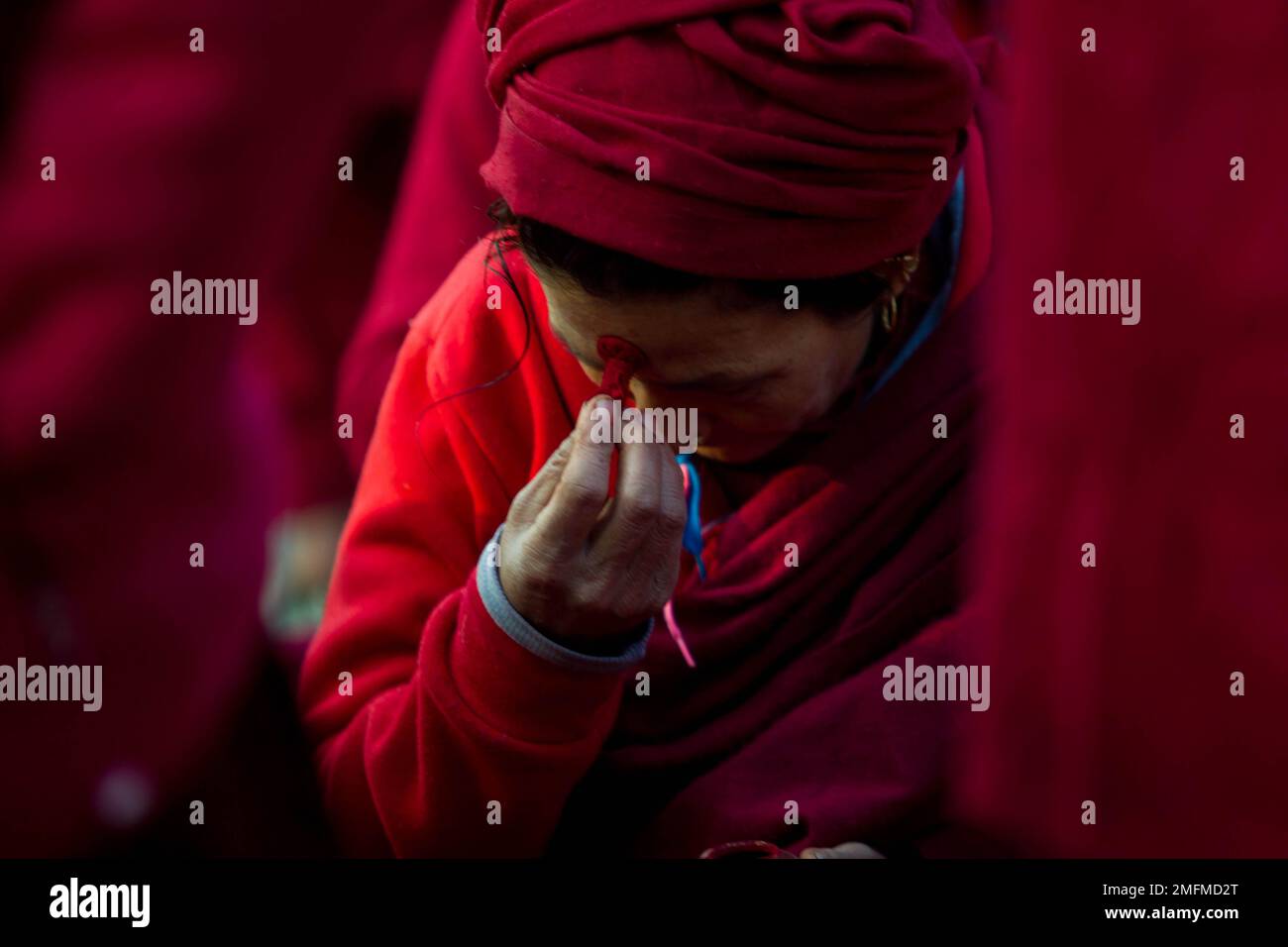 Kavrepalanchok, Nepal. 25th Jan, 2023. A devotee performs a ritual ...