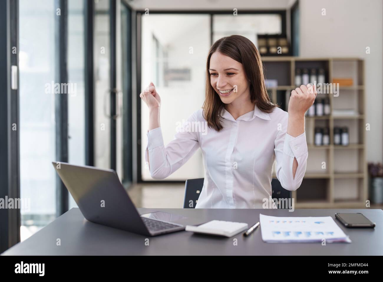 Business people happy to be successful partnership teamwork celebrating ...