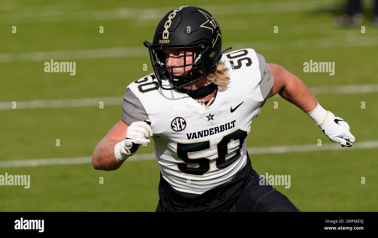 Vanderbilt linebacker Ethan Barr (50) during warmups prior to an NCAA ...
