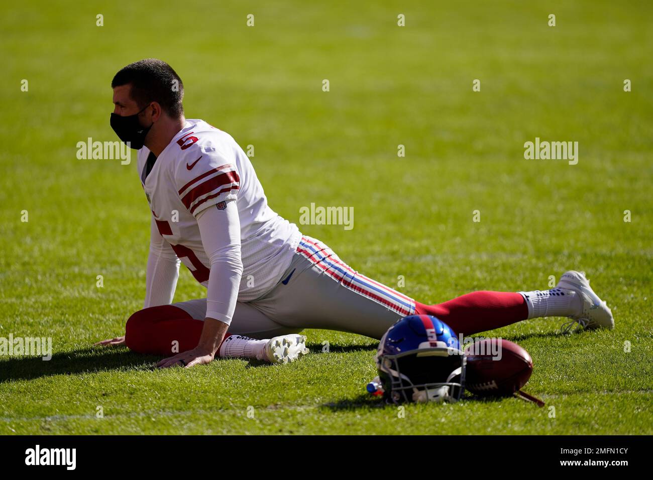 New York Giants kicker Graham Gano (5) stretches before the start of an ...