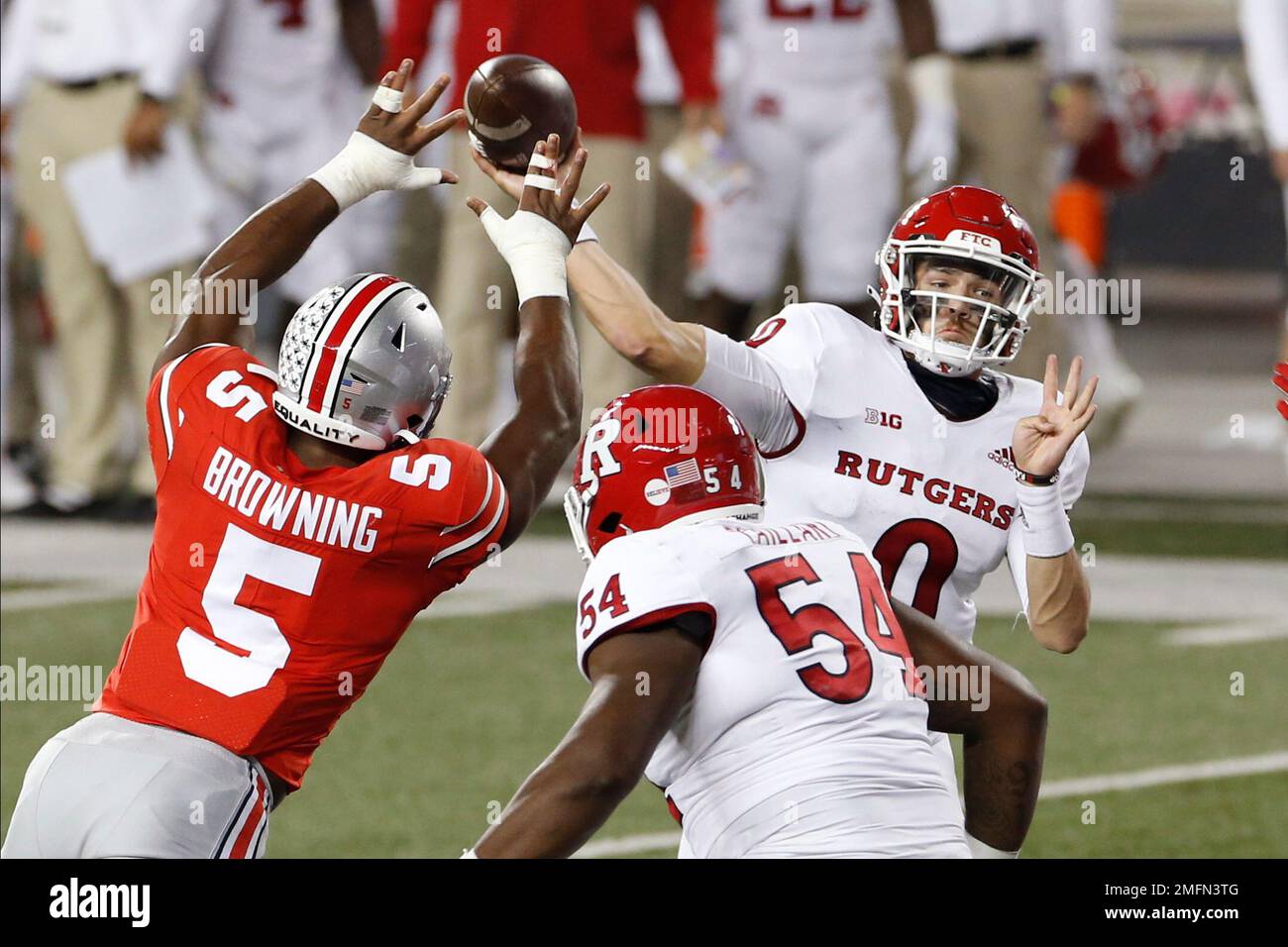Rutgers quarterback Noah Vedral throws a pass against Ohio State during ...
