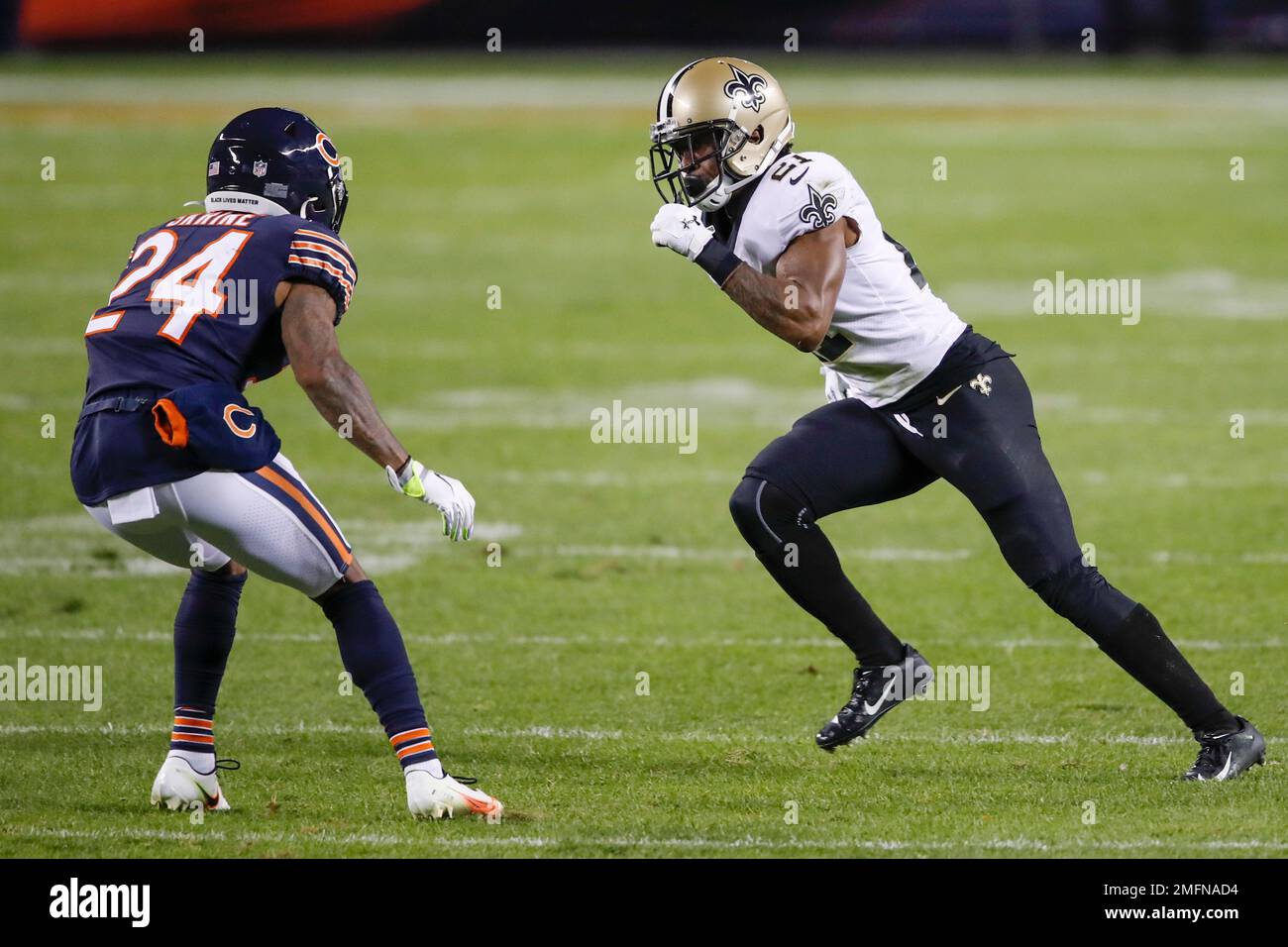 Chicago Bears cornerback Buster Skrine (24) defends against New Orleans ...