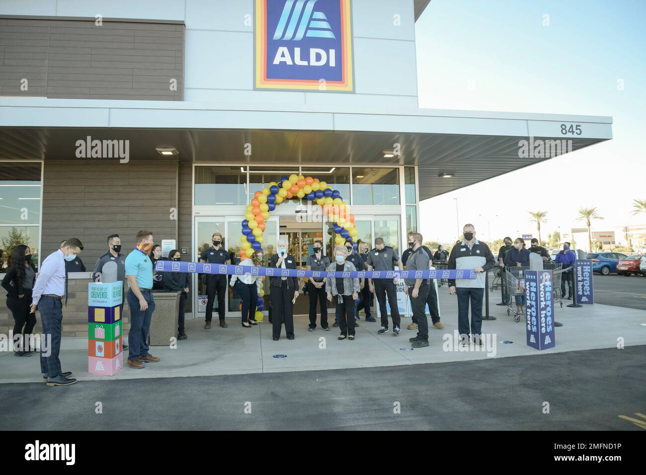 IMAGE DISTRIBUTED FOR ALDI - Goodyear shoppers, ALDI executives and ...