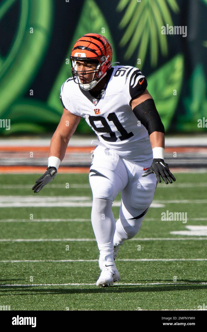 Cincinnati bengals defensive end amani bledsoe 91 hi-res stock ...