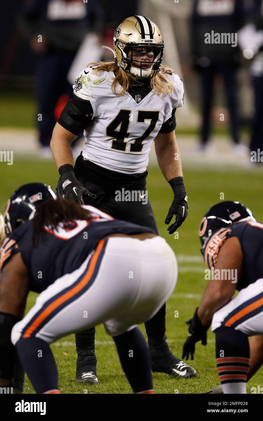 New Orleans Saints middle linebacker Alex Anzalone (47) lines up ...