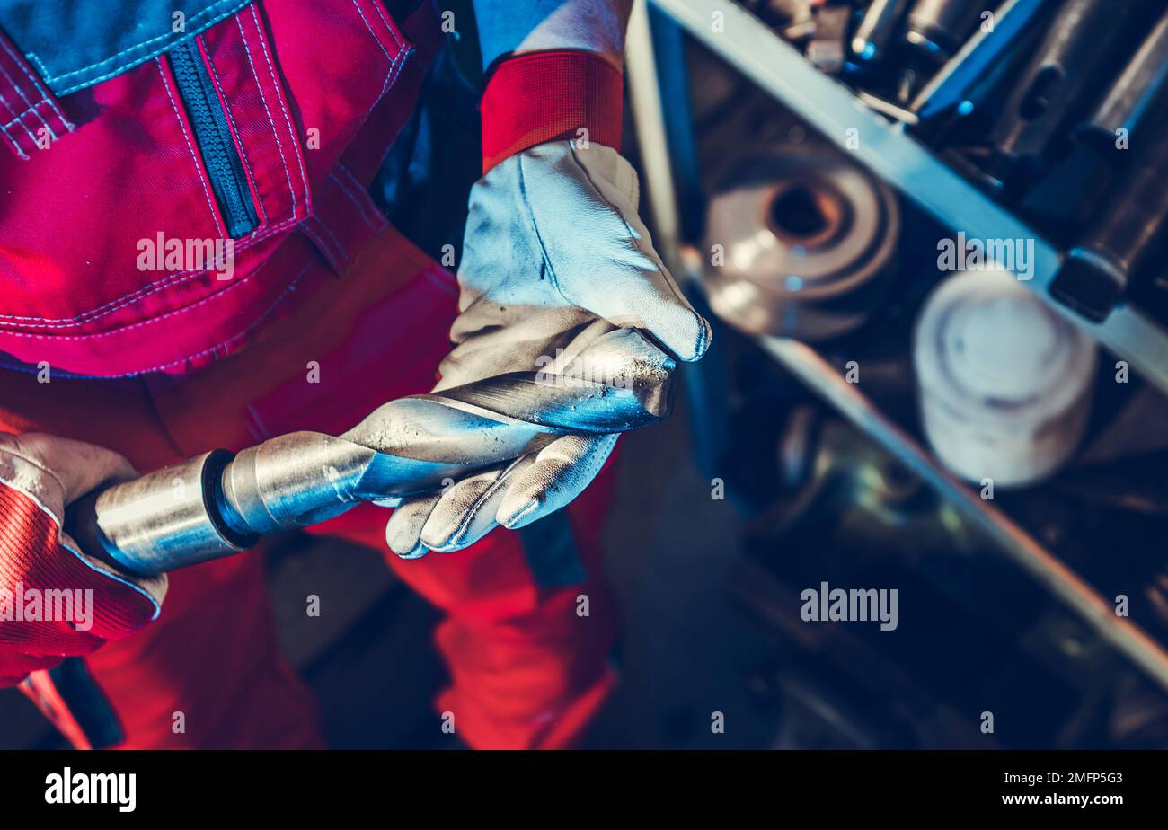 Large drill hi-res stock photography and images - Alamy