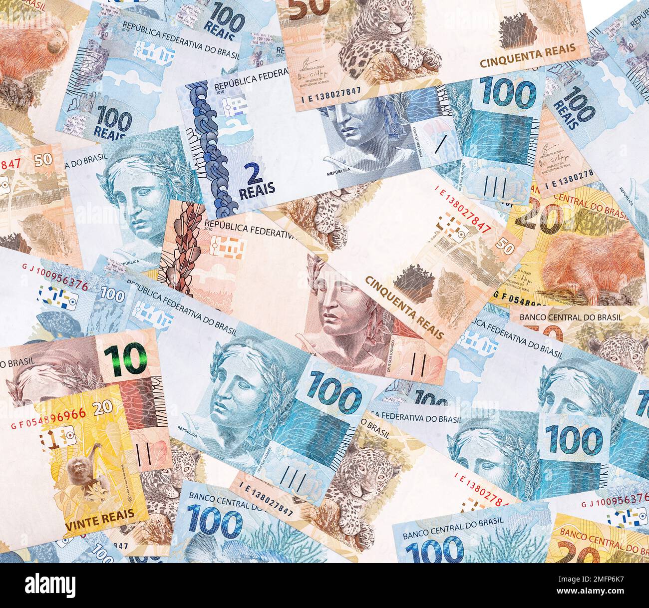Real banknotes hi-res stock photography and images - Alamy