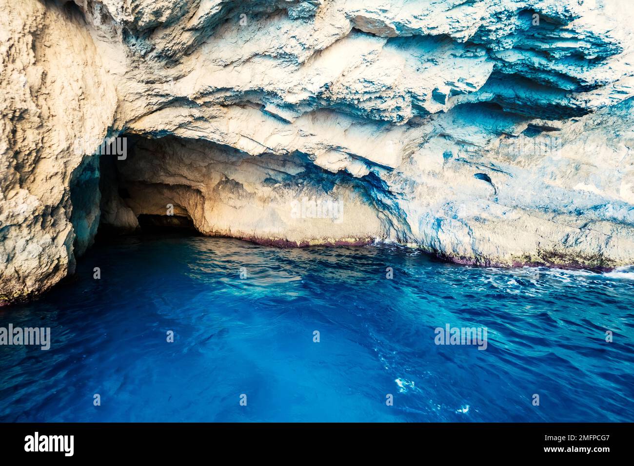 Sea grotto hi-res stock photography and images - Alamy