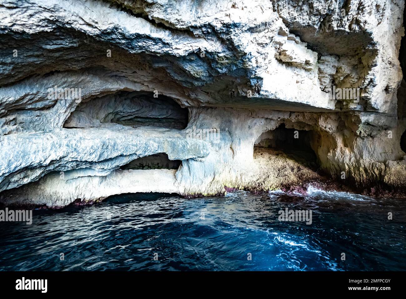 Sea grotto hi-res stock photography and images - Alamy