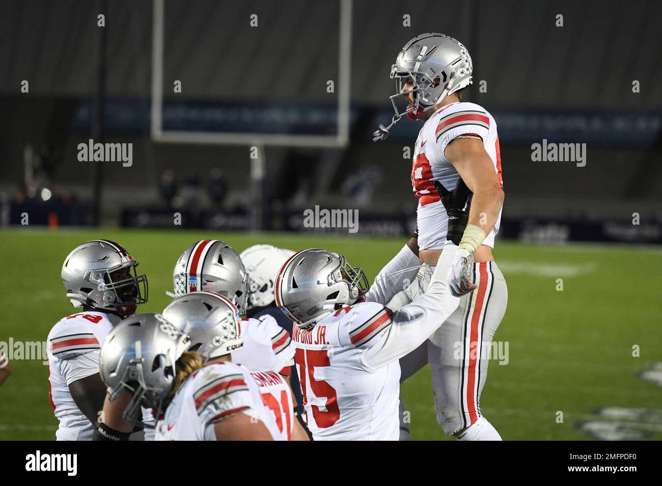 Ohio State tight end Jeremy Ruckert (88) celebrates his fourth-quarter ...