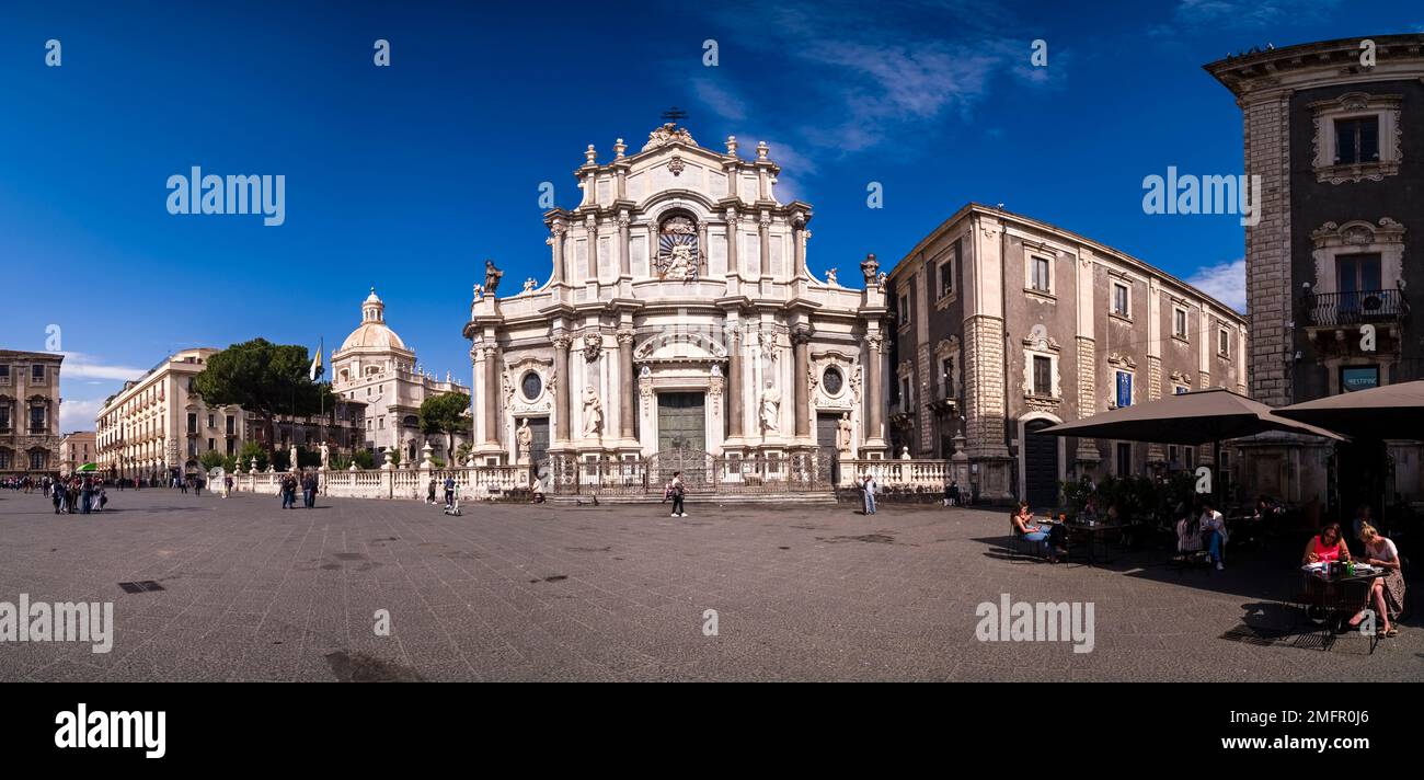 Panoramic view of the facade of Catania Cathedral, Duomo di Catania ...