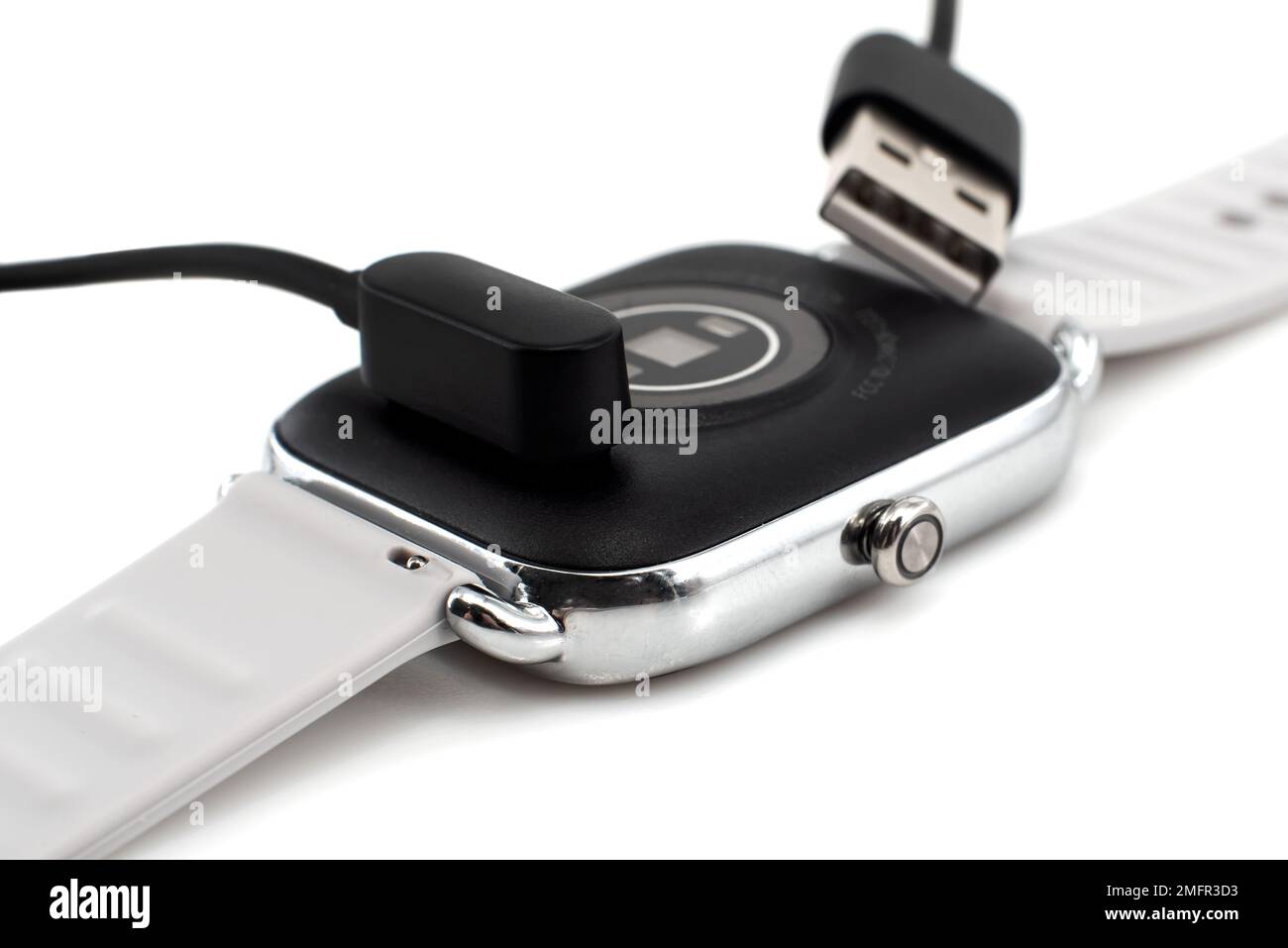 Magnetic charger for smart watch. Watches for fitness and monitoring ...