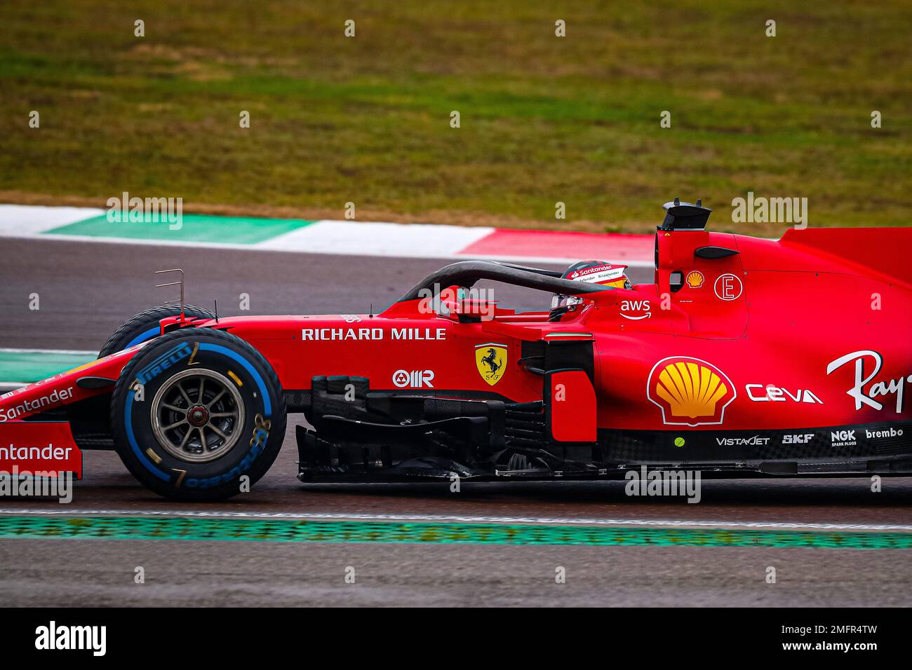 #55 Carlos Sainz, Scuderia Ferrari during a test with the old 2021 ...