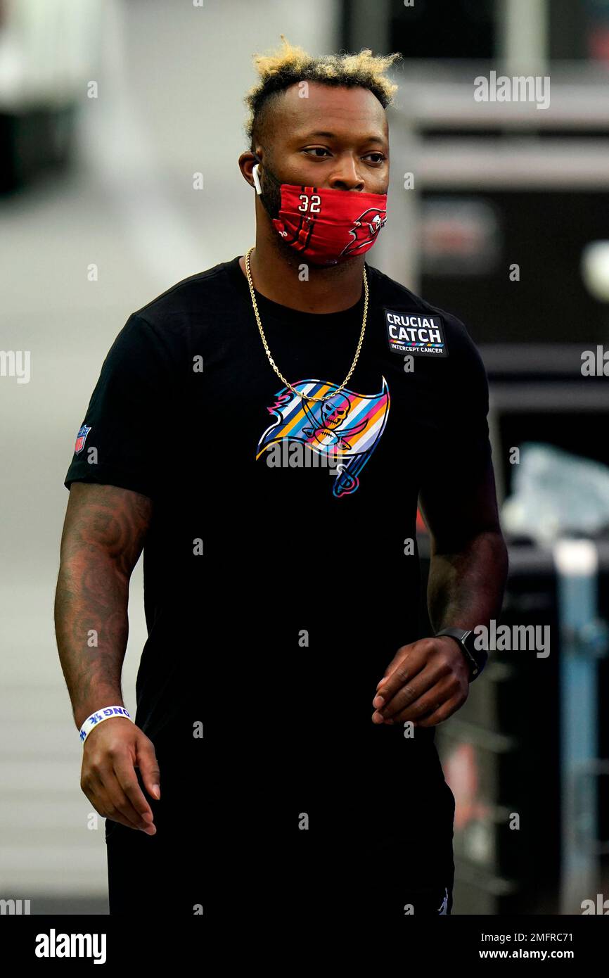 Tampa Bay Buccaneers safety Mike Edwards (32) wears "Crucial Catch ...