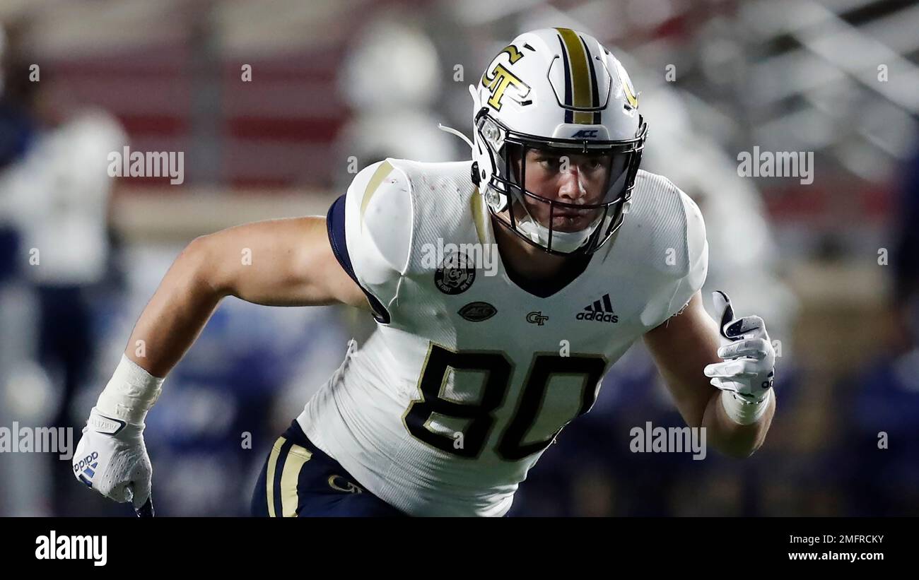 Georgia Tech tight end Dylan Leonard plays against Boston College ...