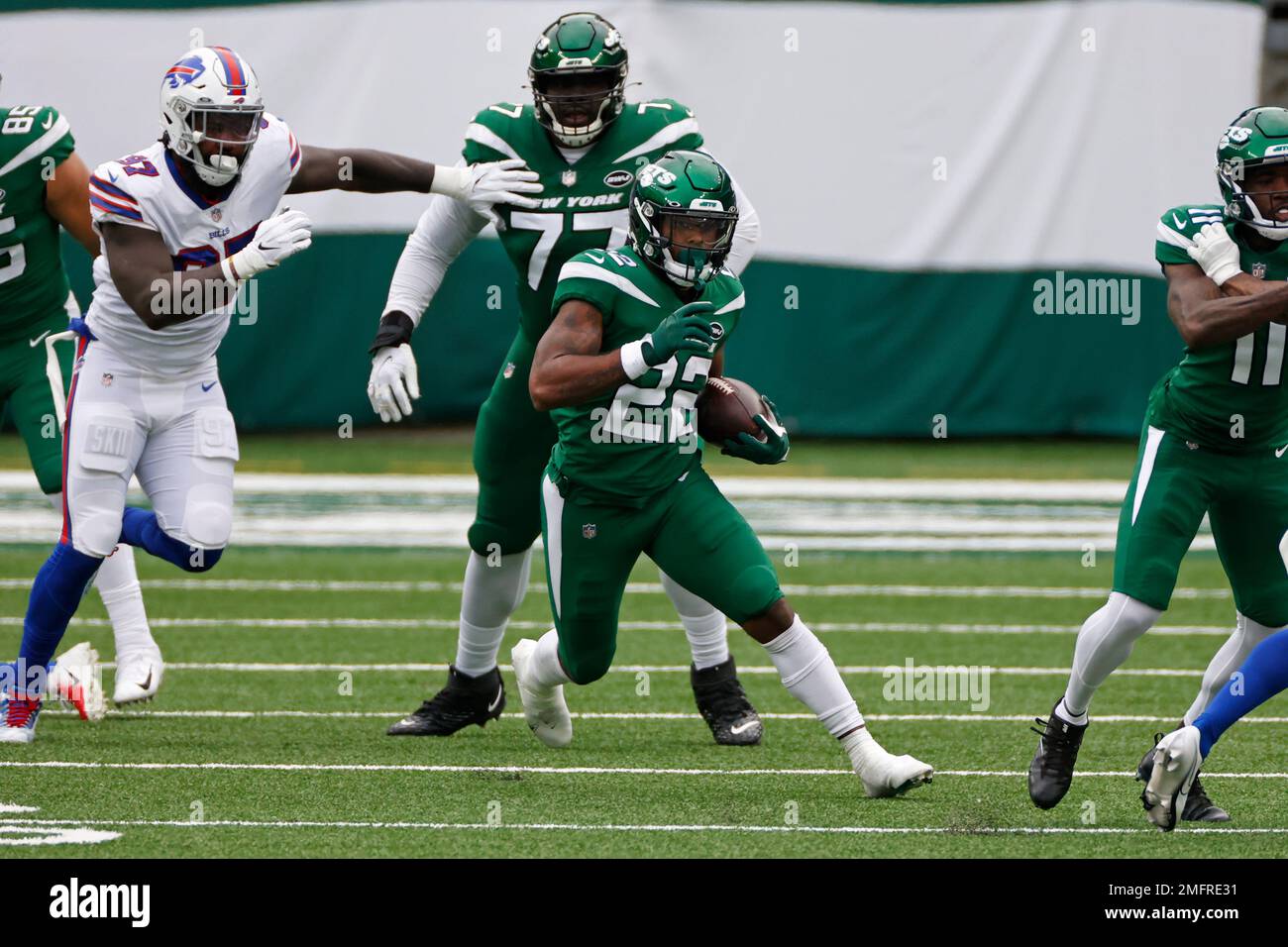 New York Jets running back La'Mical Perine (22) in action during an NFL ...