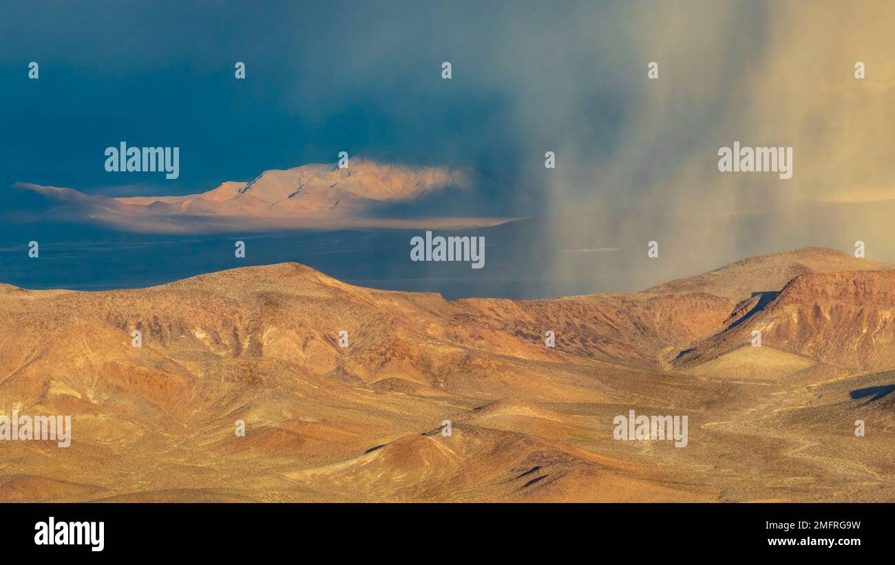 Rain in the death valley hi-res stock photography and images - Alamy