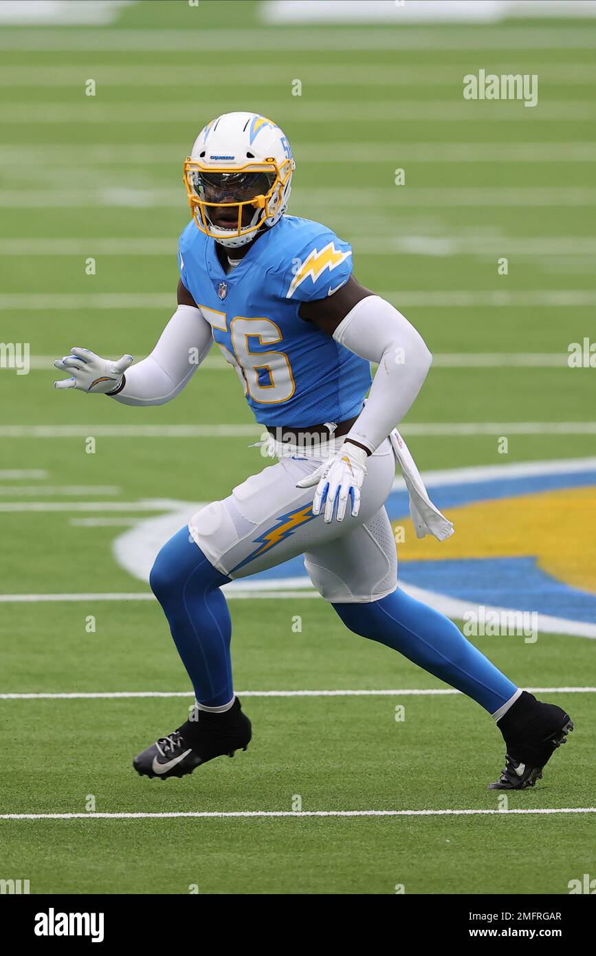 Los Angeles Chargers linebacker Kenneth Murray (56) defends during an ...