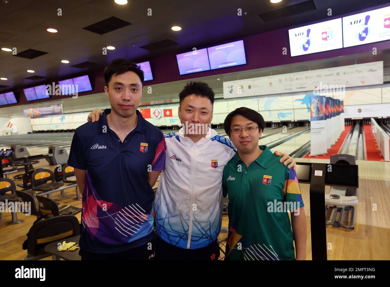 Hong Kong bowlers (from Left to Right) Michael Mak Cheuk-yin, Wu Siu ...