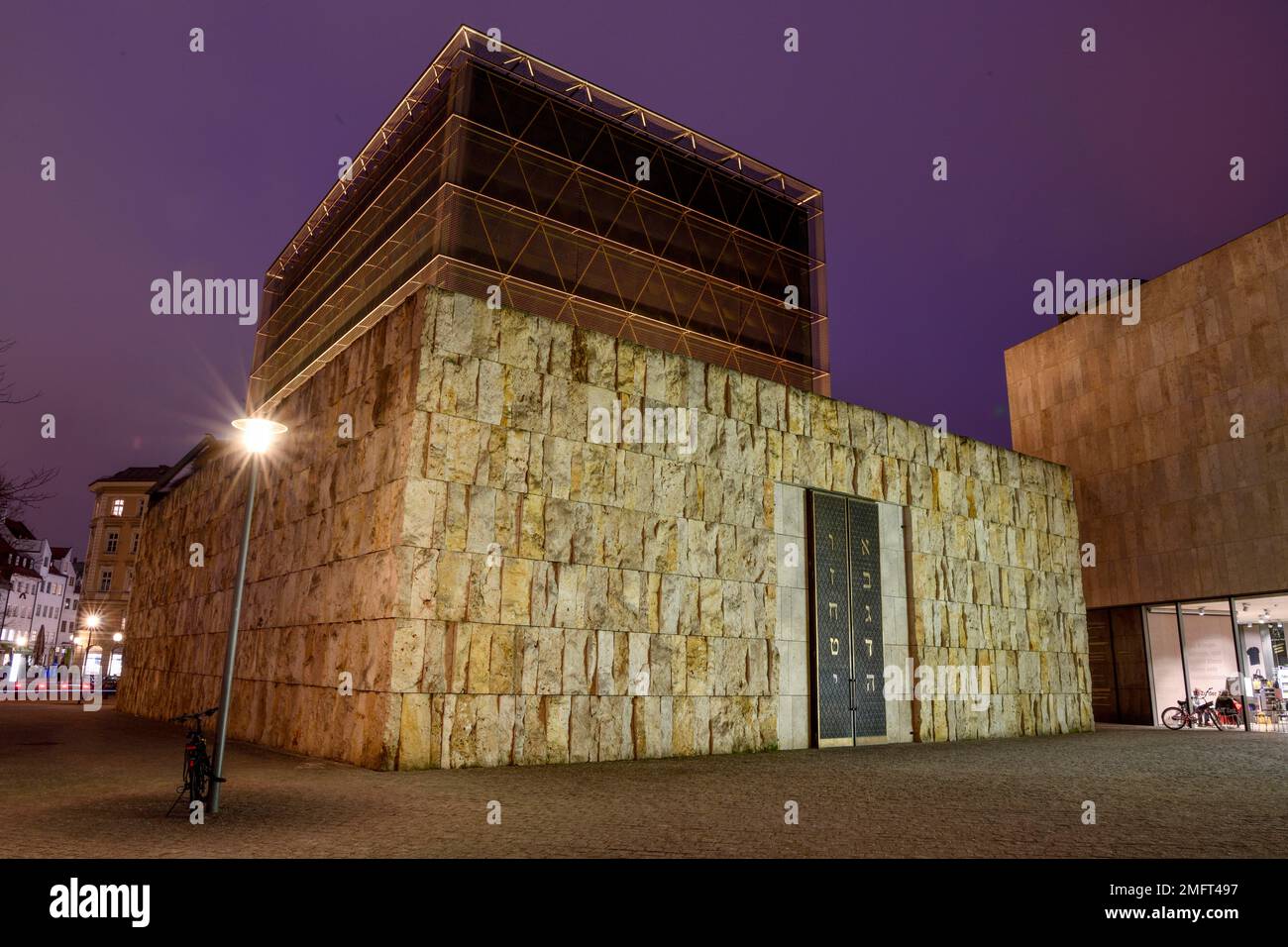 Ohel Jakob Synagogue, Jewish Centre Munich, blue hour, blue hour, Sankt ...