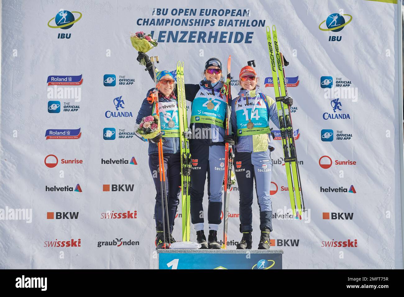 Lenzerheide, Schweiz, 25. Januar 2023. Die Siegerinnen (von links nach ...
