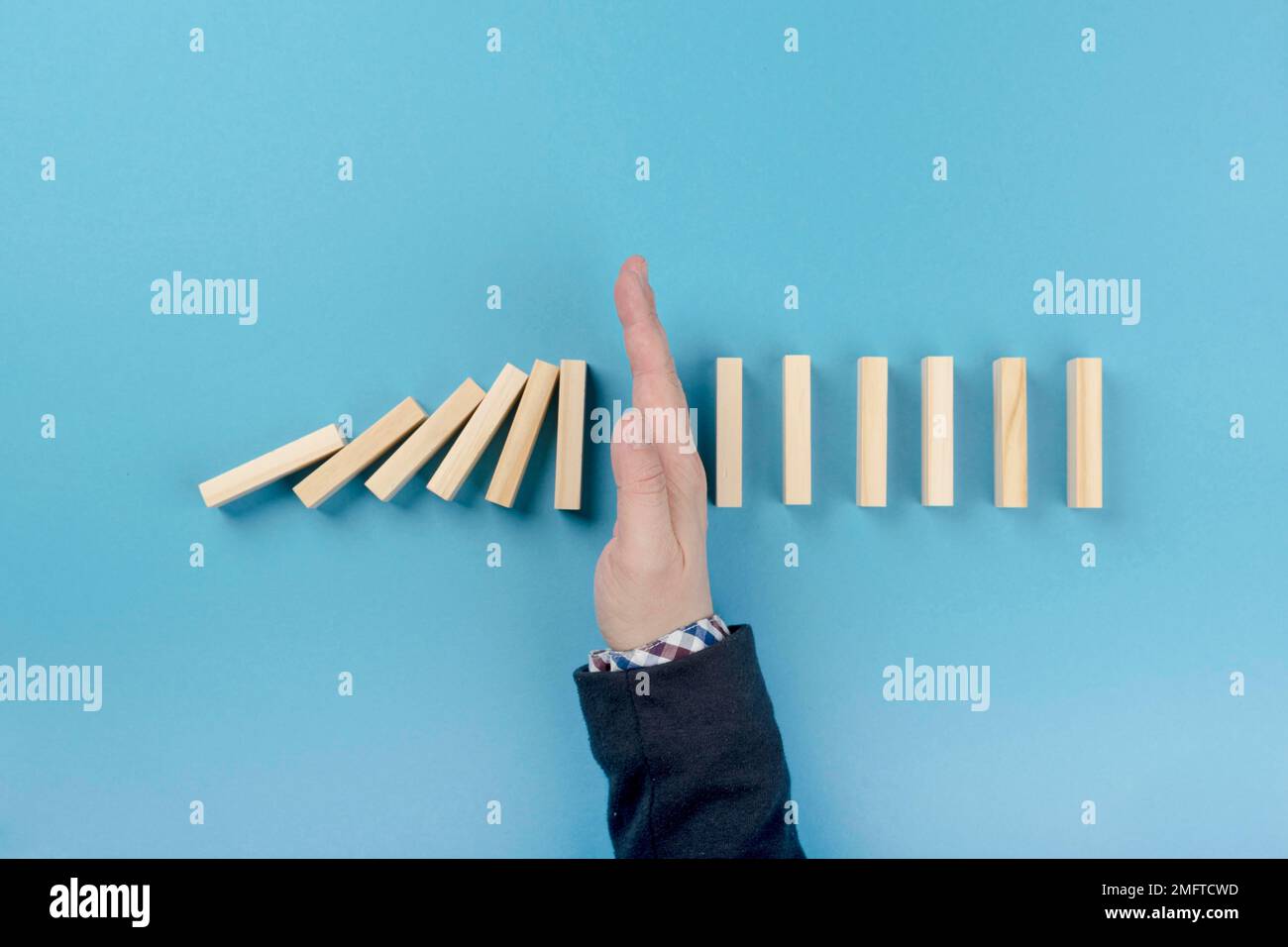 Blocks falling hi-res stock photography and images - Alamy