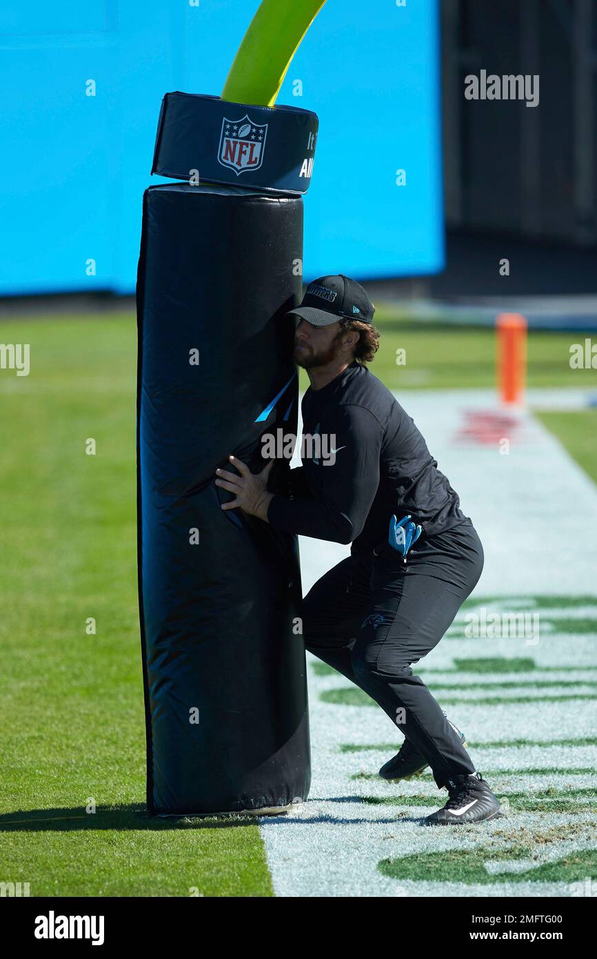 Carolina Panthers tight end Colin Thompson (86) warms-up prior to an ...