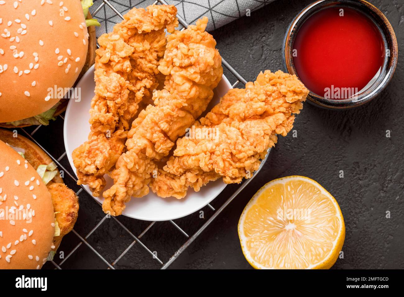 Chicken burger top view hi-res stock photography and images - Alamy