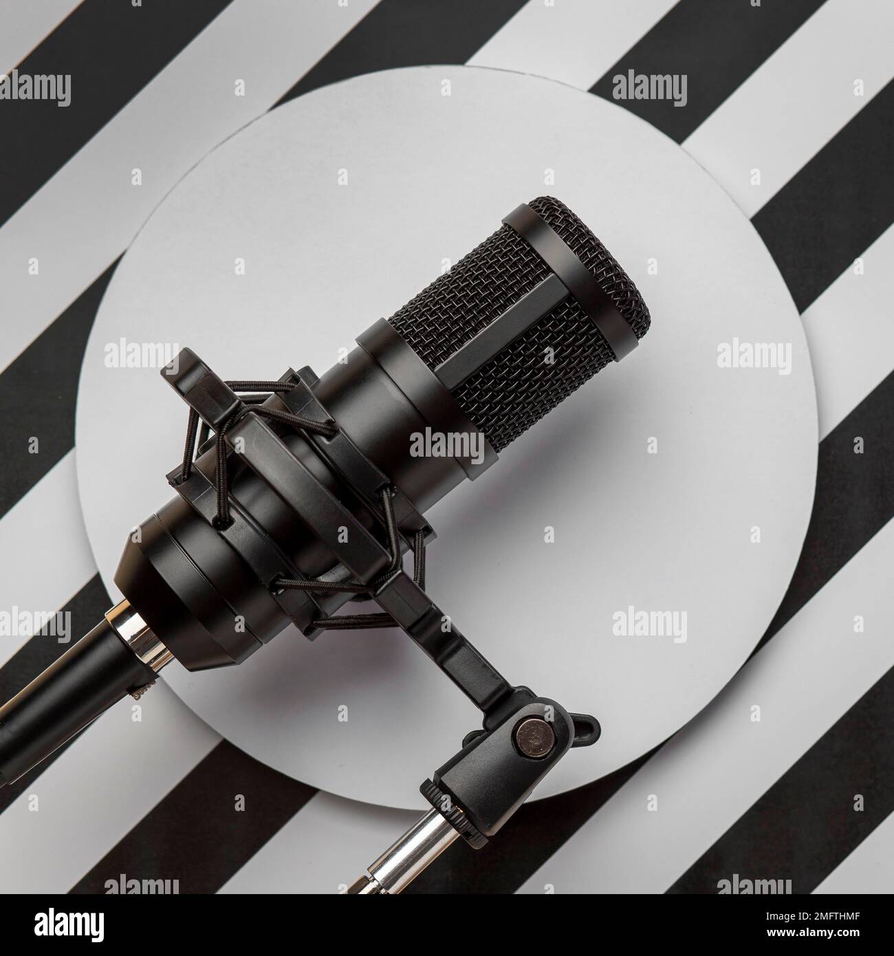 Band breaker hi-res stock photography and images - Alamy