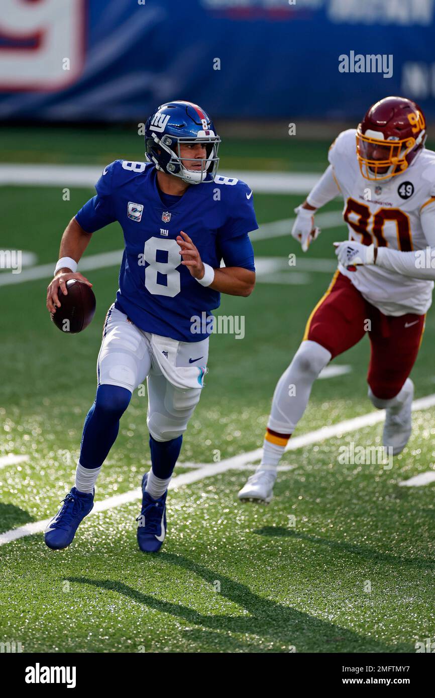 New York Giants quarterback Daniel Jones (8) in action during an NFL ...