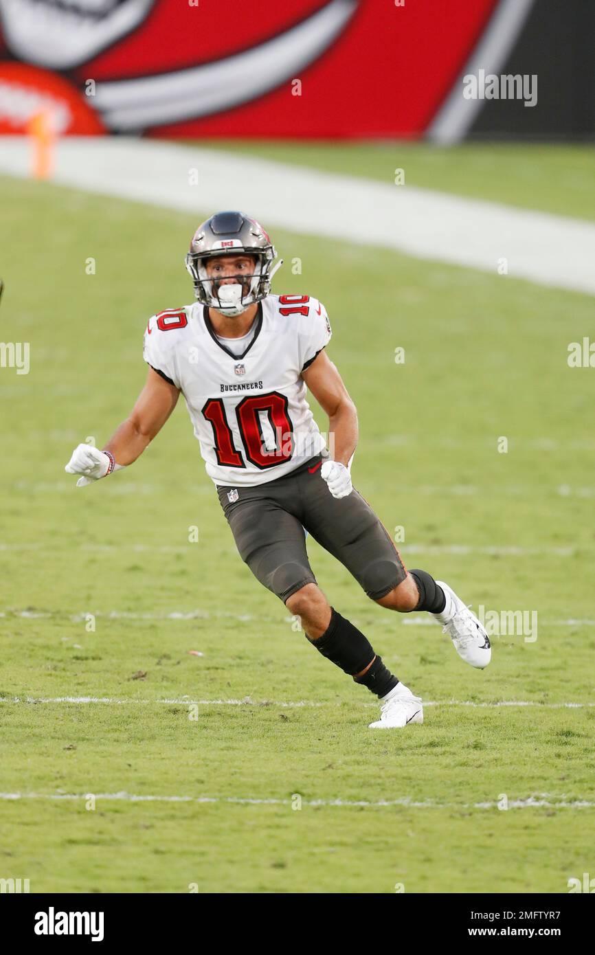Tampa Bay Buccaneers wide receiver Scott Miller (10) looks to make a ...