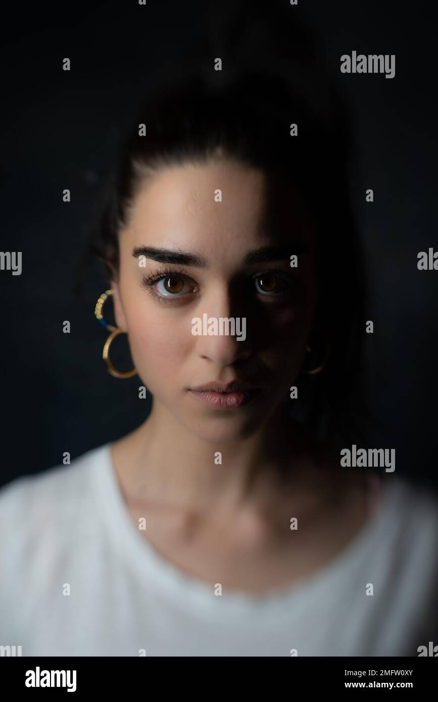 Studio session of the italian actress Simona Tabasco, protagonist of ...