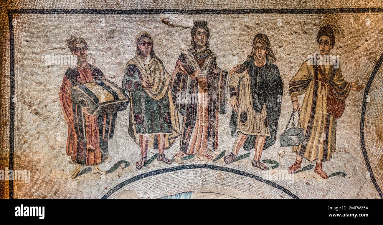 Lady of the house on her way to the baths, apodyterium, mosaic floor ...