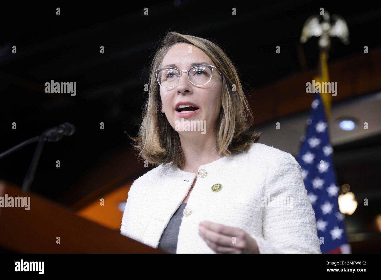 Hillary scholten hi-res stock photography and images - Alamy