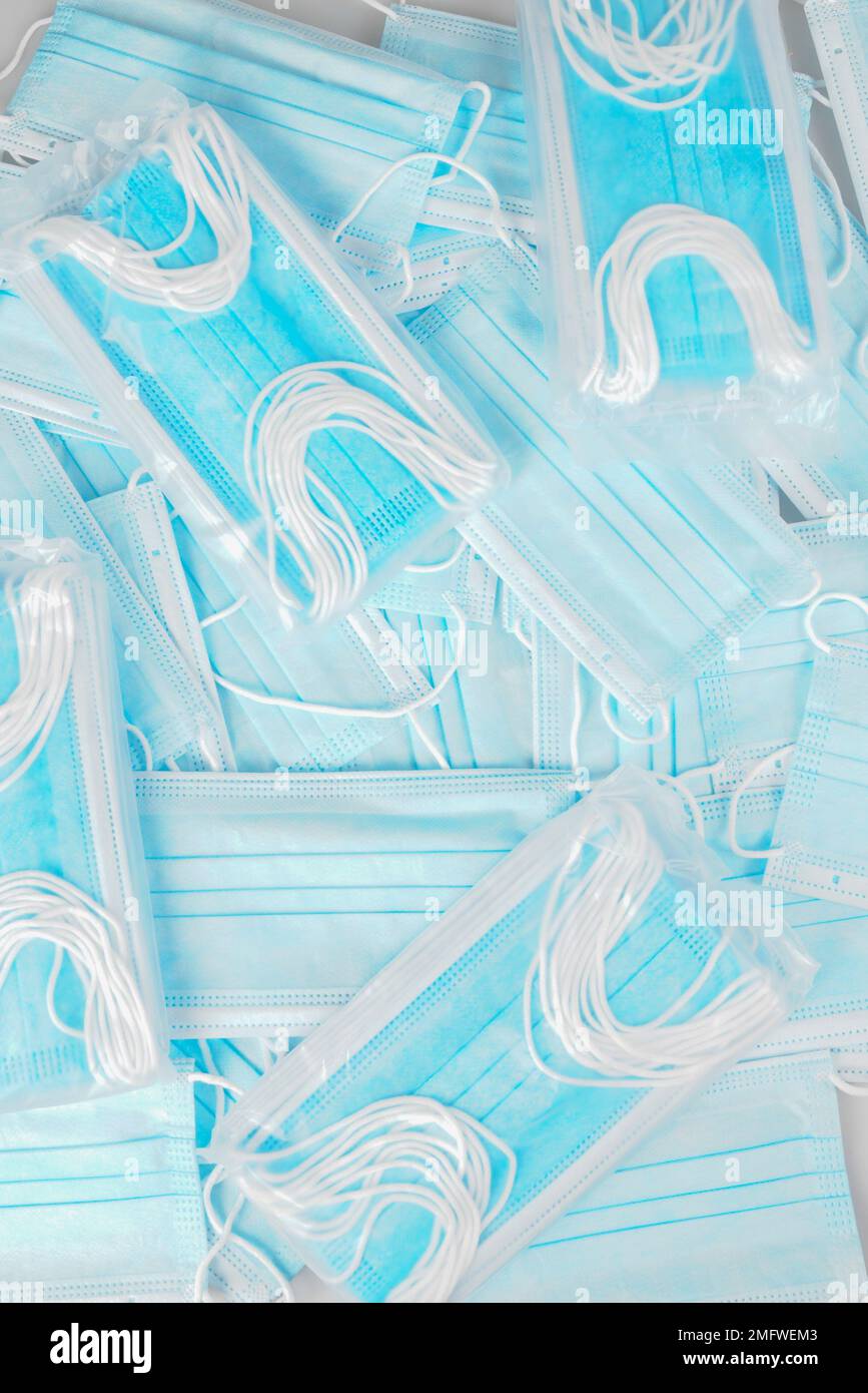 Surgical masks blue paper hi-res stock photography and images - Alamy